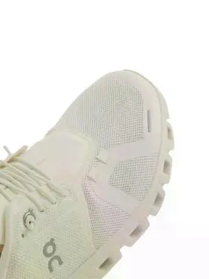 On Cloud Sneakers - White