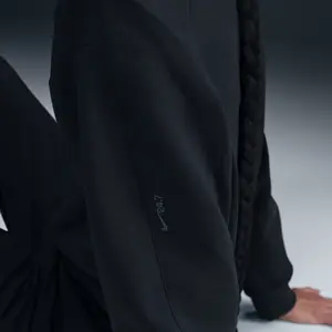 Nike 24.7 Impossiblysoft Dri-fit Crew - Black