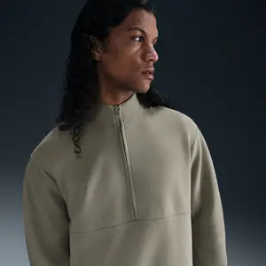 Nike 24.7 Impossiblysoft Dri-fit 1/2-zip Top - Green