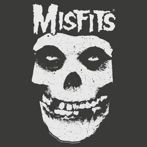 MISFITS Classic Fiend Skull Logo Distressed Graphic T-shirt