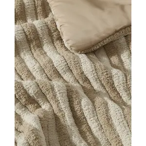 SUNDAY CITIZEN Snug Piped Comforter, King - Biscotti