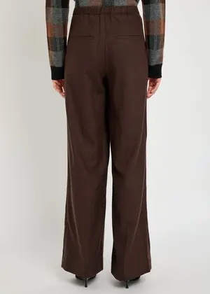 Vince Pleated Wide-leg Woven Trousers - Moca
