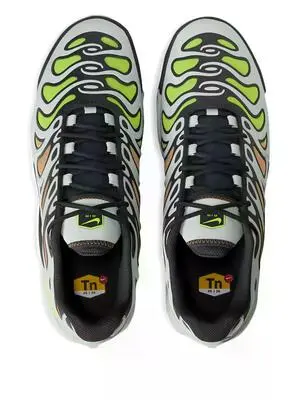 Nike Air Max Plus Drift Sneakers