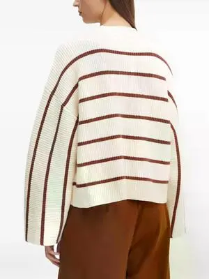 GESTUZ Striped V-neck Pullover