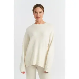 Women's Chunky White Sweaters