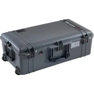 PELICAN Air 1615 Travel Case - Gray