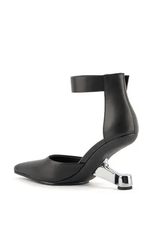 United Nude Eamz Dorsey Pumps