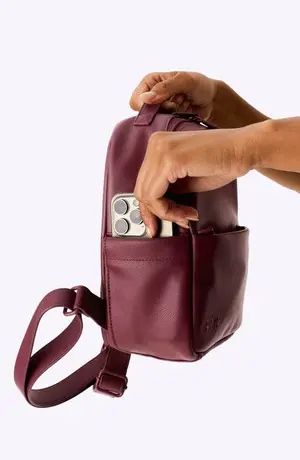 BEIS The Essential Mini Backpack - Burgundy