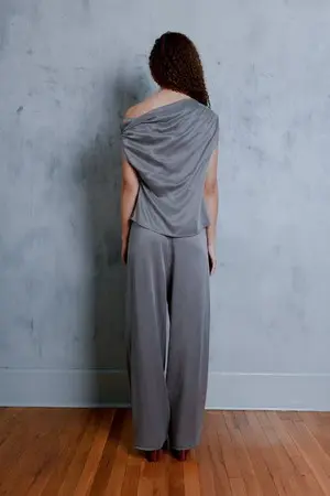UNTITLED IN MOTION Solange Off-the-shoulder Top