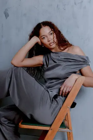 UNTITLED IN MOTION Solange Off-the-shoulder Top