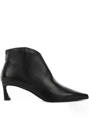 CHANTAL Pointed Toe Leather Boots