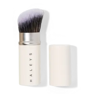 HALEYS BEAUTY Re-tractable Travel Angled Face Brush - One-color