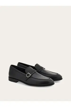 FERRAGAMO Gancini Loafer