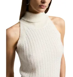 Peserico Turtleneck Sleeveless Knit Sweater