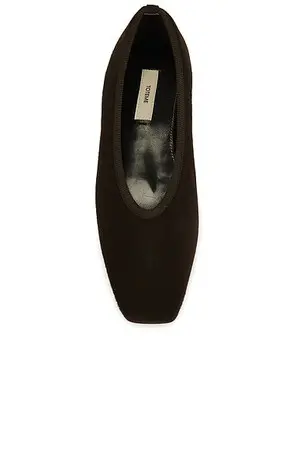 TOTEME Minimalist Suede Ballerina Flat - Pepper