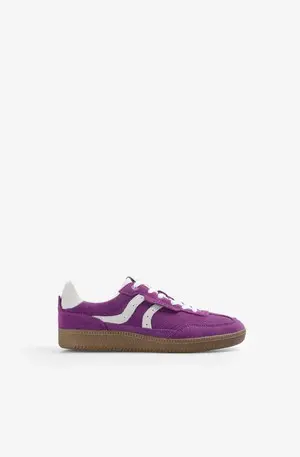 Scalpers Contrast Stitching Sneakers For Women