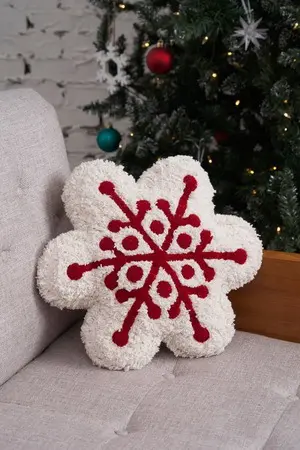CAROL & FRANK Scarlett Snowflake Shaped Throw Pillow - Red