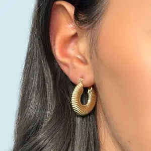 THE LOVERY FINE JEWELRY Ribbed Hoop Earrings