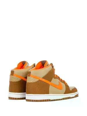 Nike Dunk High Premium Sneakers - Brown