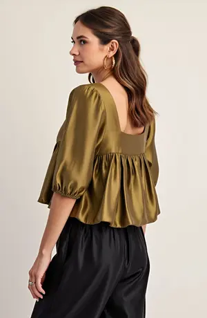 MODENAIRE Gathered Bubble Hem Puff Sleeve Top