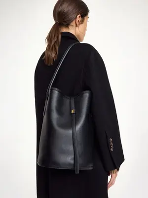 BY MALENE BIRGER Maryllon Grainy Bucket Bag