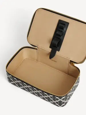 BY MALENE BIRGER Bae Cosmetic Case - Black
