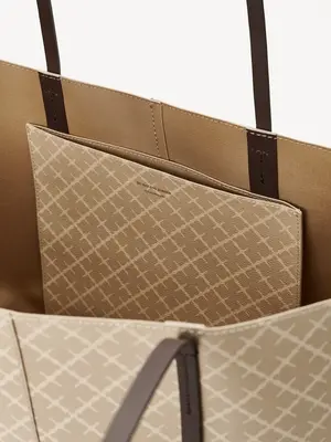 BY MALENE BIRGER Abi Printed Tote Bag