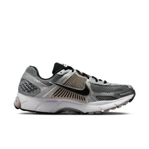 Nike Zoom Vomero 5 Sneakers - Grey