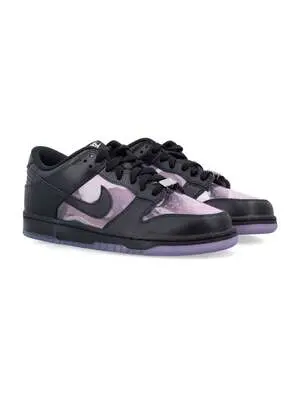 Nike Low Top Sneakers