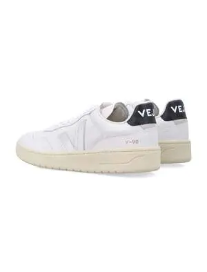 VEJA Low Top Sneakers
