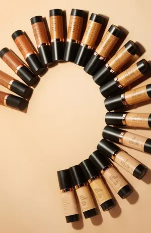 YOUNGBLOOD MINERAL COSMETICS Liquid Mineral Foundation - Doe