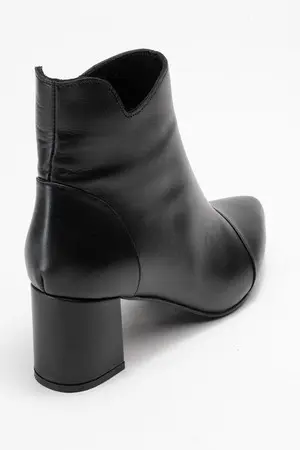 FOREVER & ALWAYS SHOES Gael Leather Block Heel Boot - Black Leather