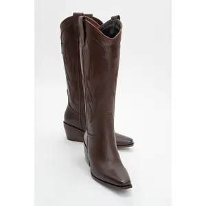 Pull-On Leather Boots