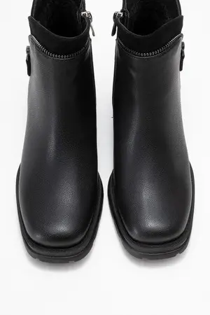 PROLOGUE SHOES Parly Zip-block Heel Boots - Black Faux Leather
