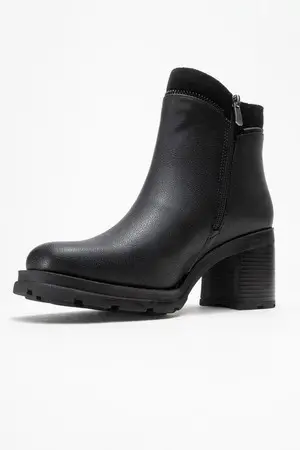 PROLOGUE SHOES Parly Zip-block Heel Boots - Black Faux Leather