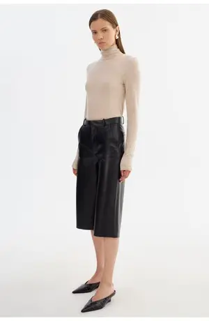 LAMARQUE Leather Bermuda Shorts