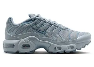 Nike Air Max Plus Sneakers