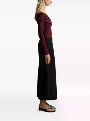 12 STOREEZ Off-shoulder Top - Red