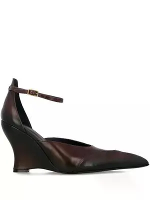 KNWLS Pointed Pumps
