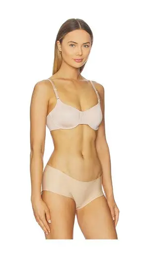 Natori Liquid Smooth Shape Minimizer Bra In Beige