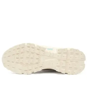 On Cloudrock Low Wp Sneakers - Ivory
