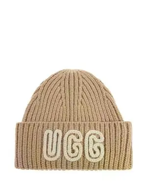 UGG Ribbed Logo Beanie - Neutrals