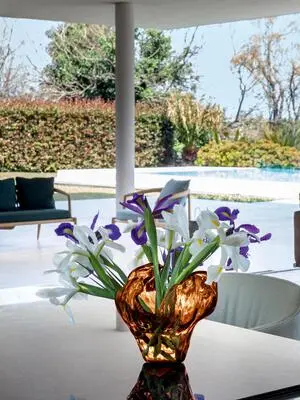 POLTRONA FRAU Vases Lifestyle