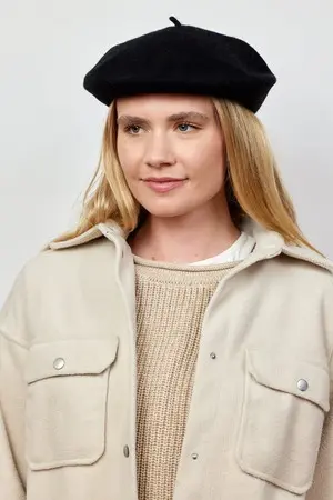 Hat Attack Wool Beret - Black