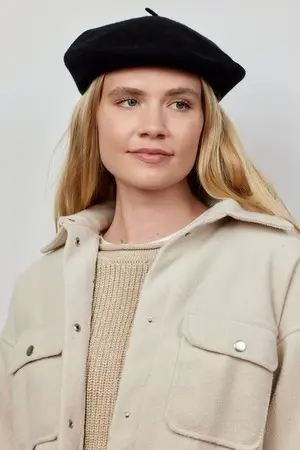 Hat Attack Wool Beret - Black