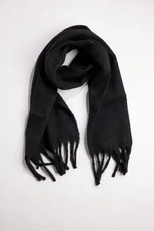 Hat Attack Cozy Solid Scarf - Black