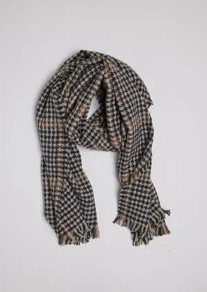 Hat Attack Peak Scarf - Black/white/tan Check