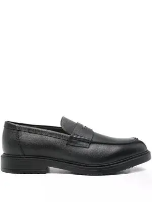 Doucal's Textured Loafers