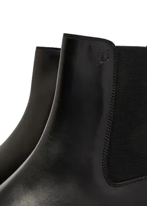 TOD'S Leather Chelsea Boots