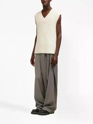 AMI Paris Ribbed V-neck Vest